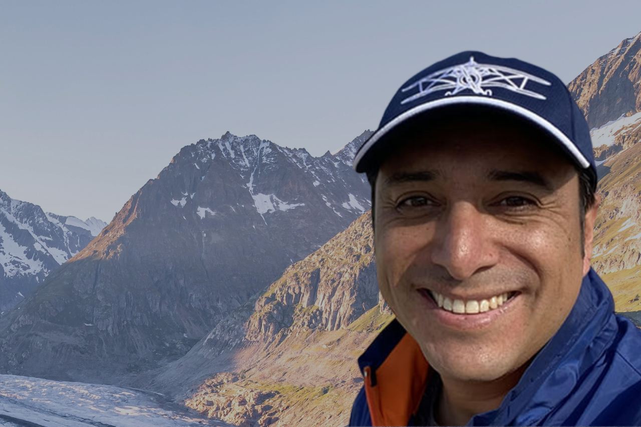 Bernardo Eucario Moreno junto a miembros de la Fundación Rosaura Leon ...